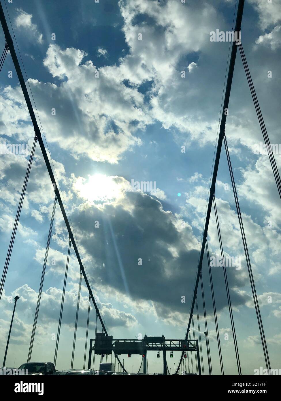 Sun coming through the clouds hi-res stock photography and images - Alamy