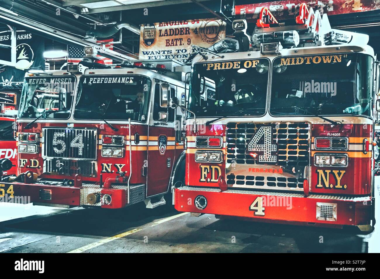 Fdny hi-res stock photography and images - Alamy
