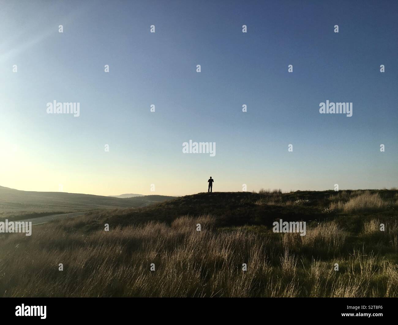 Open space sunset hi-res stock photography and images - Alamy
