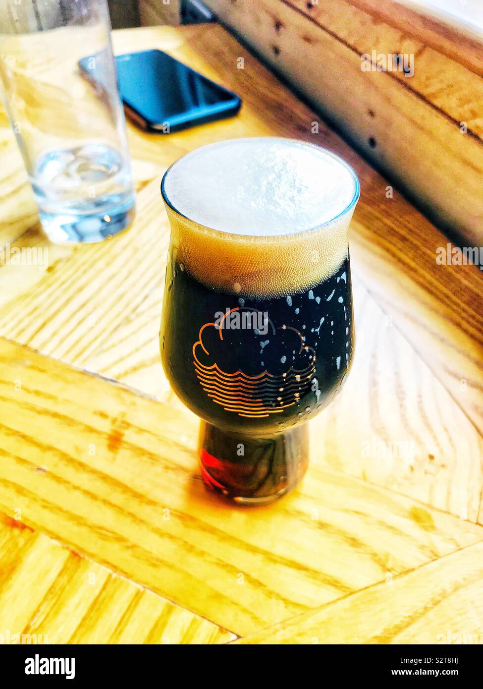 Drinking craft hi-res stock photography and images - Alamy