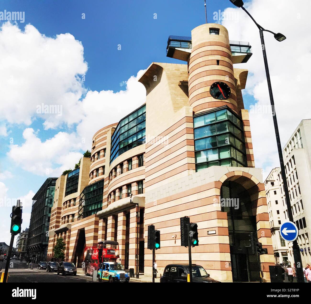 Sunlit Postmodern architecture of the No.1 Poultry building in London ...