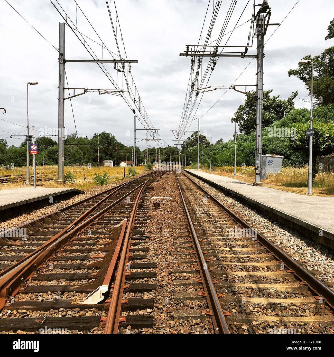 Empty rail line hi-res stock photography and images - Alamy
