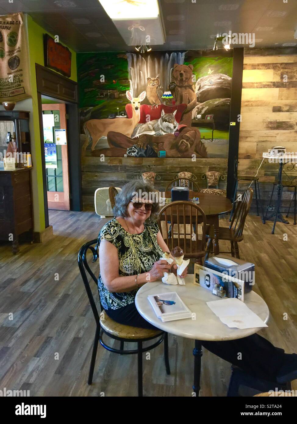 Ice cream break Stock Photo - Alamy