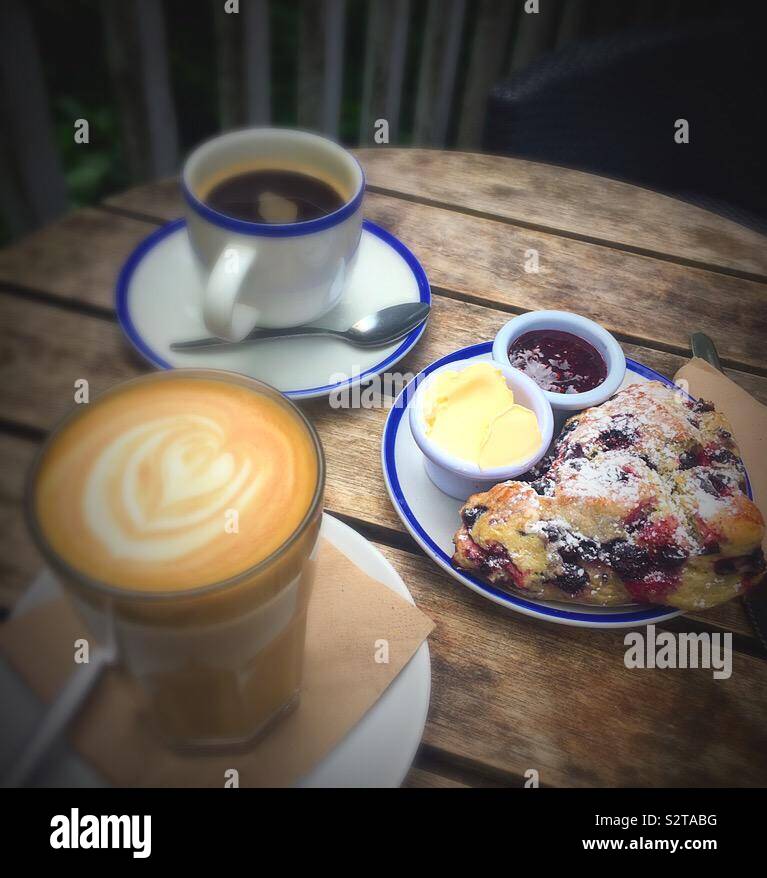 Coffee and cream tea Stock Photo - Alamy