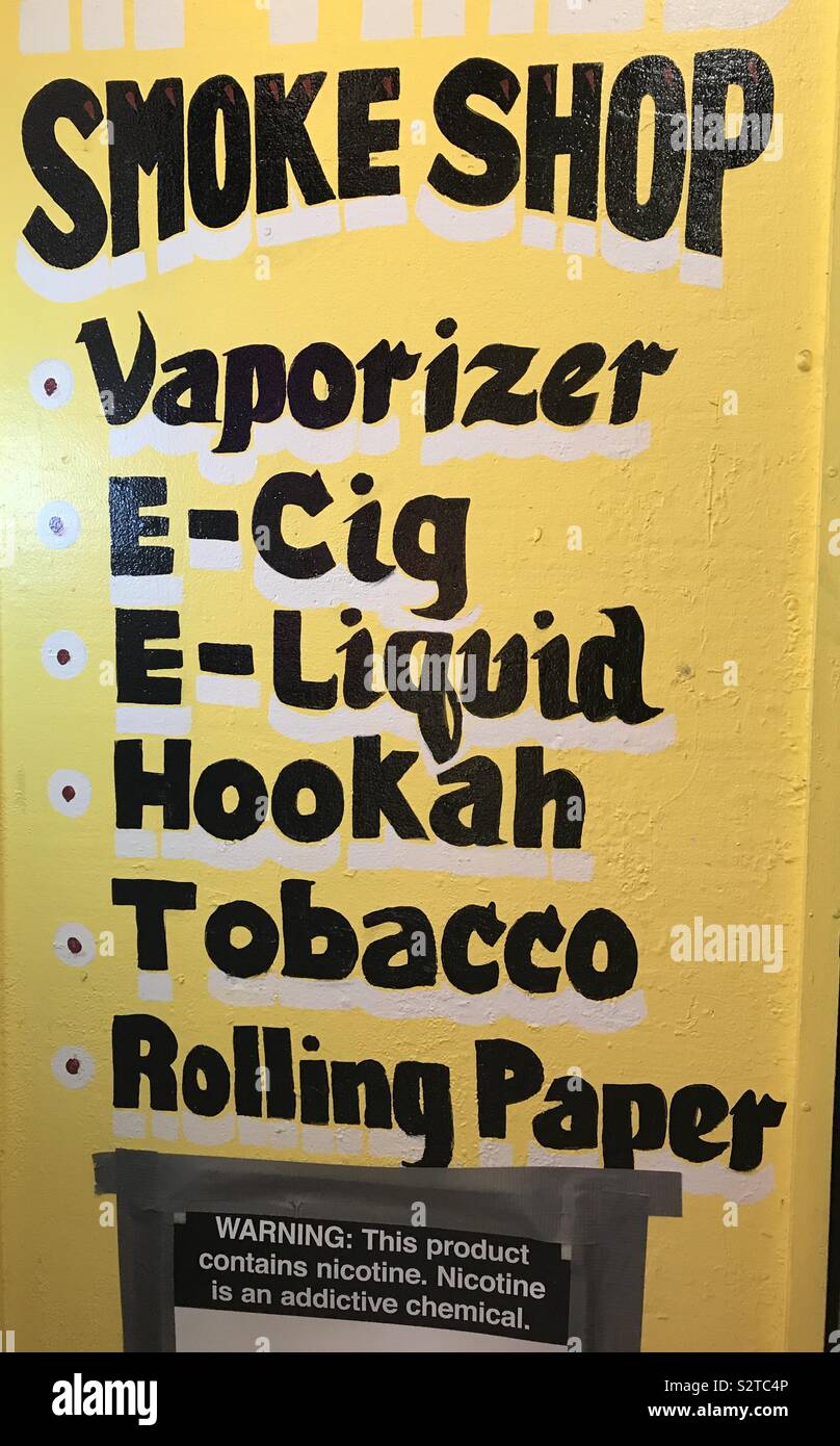 Smoke shop hi-res stock photography and images - Alamy