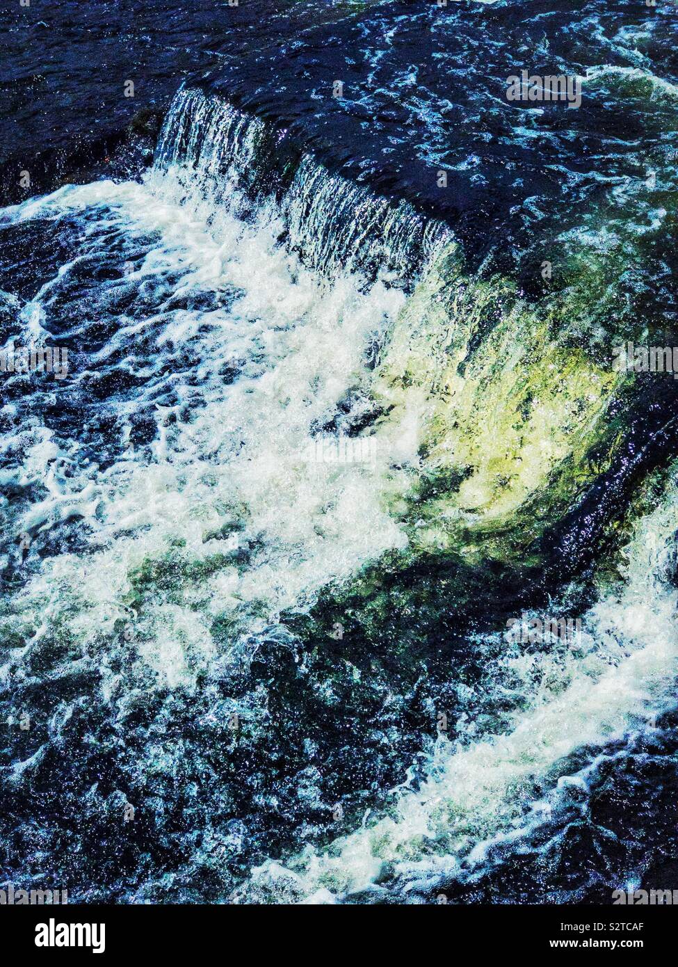 Dangerous water weir hi-res stock photography and images - Alamy
