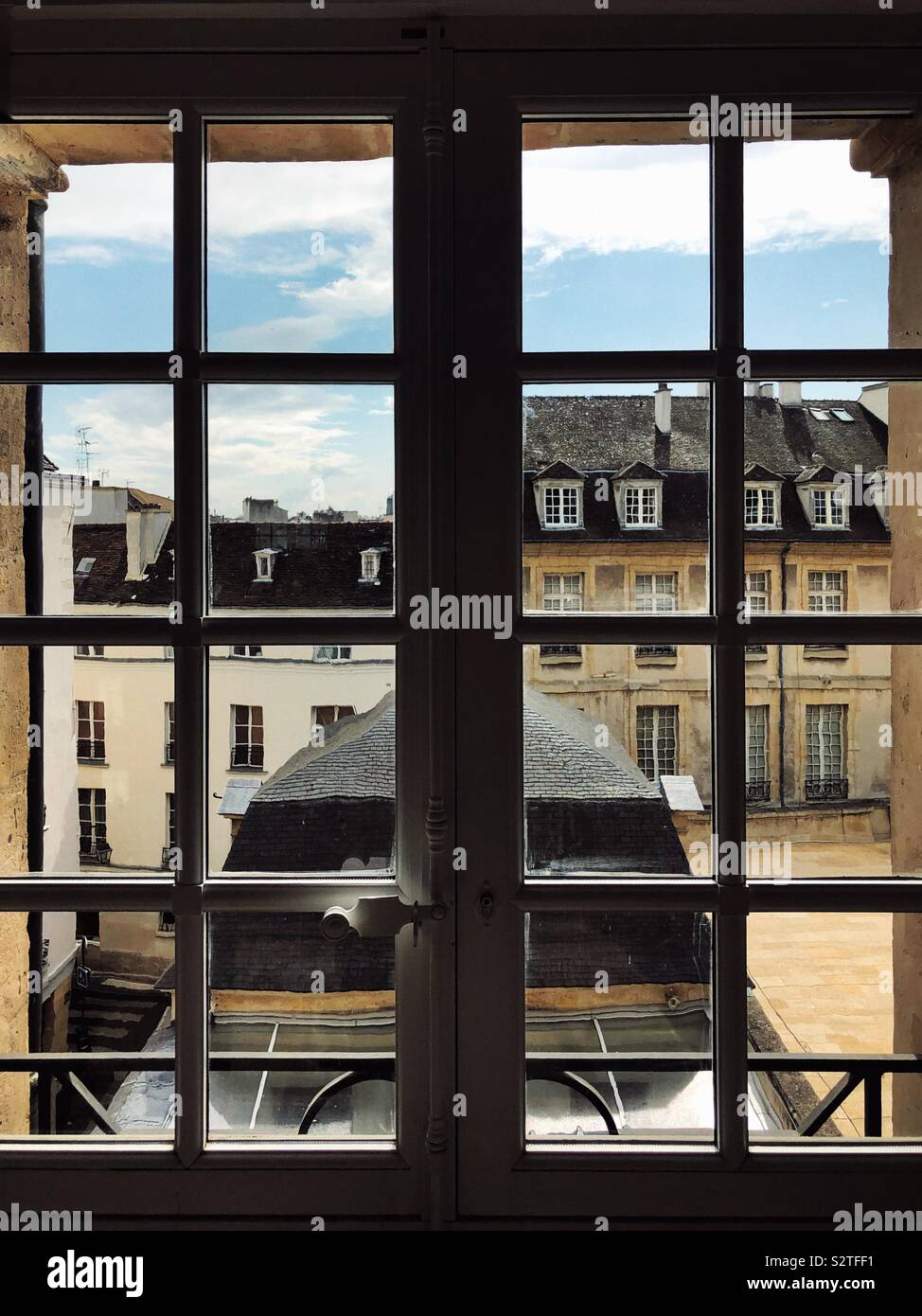 Old Paris with roofs from the window of Picasso museum Stock Photo - Alamy