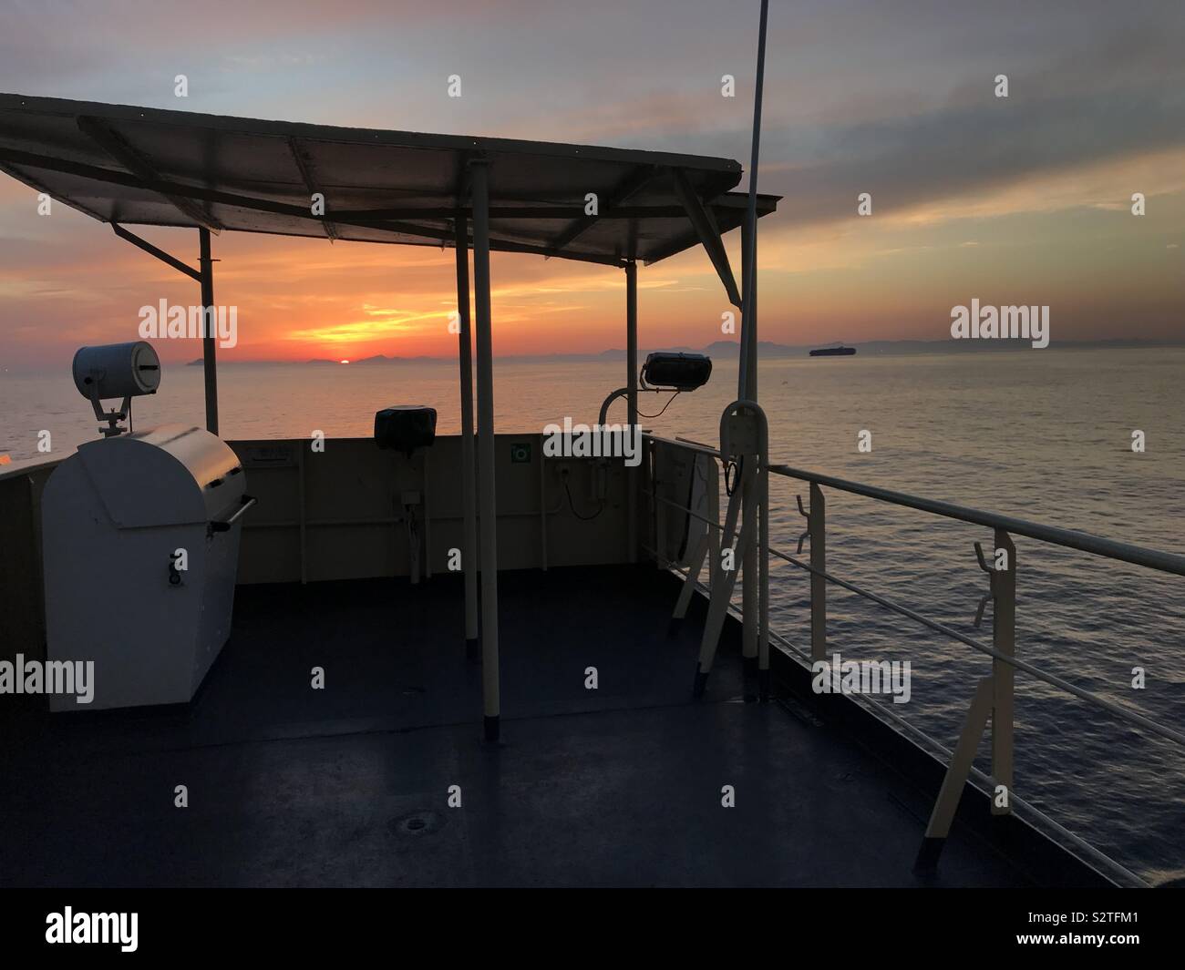 Vessel bridge hi-res stock photography and images - Alamy