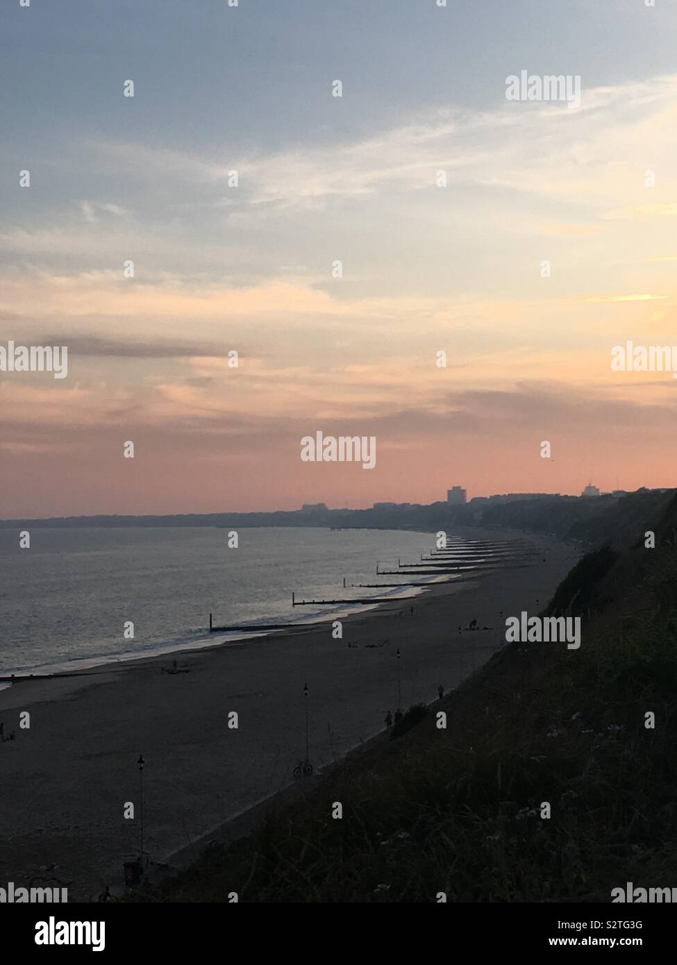 Sunset bournemouth beach hi-res stock photography and images - Alamy