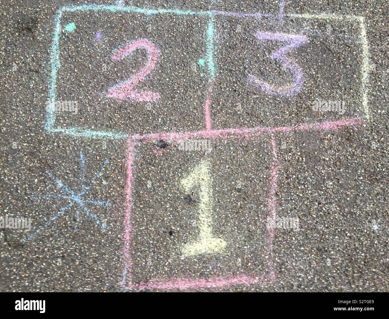 Kids playing hopscotch hi-res stock photography and images - Alamy