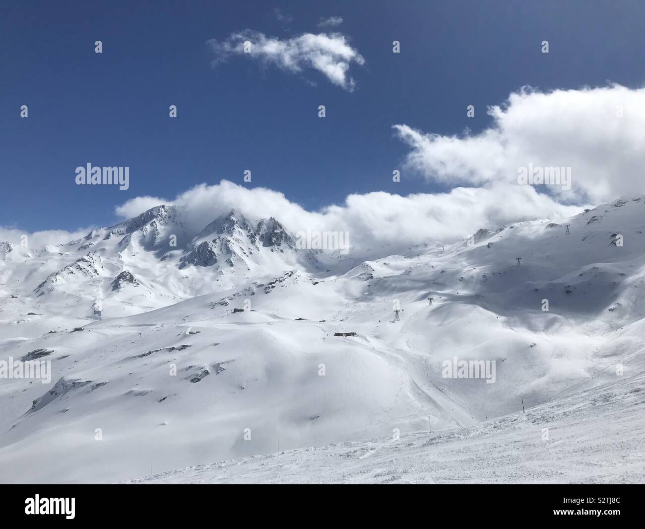 The magical snowscape of Val Thorens Stock Photo - Alamy