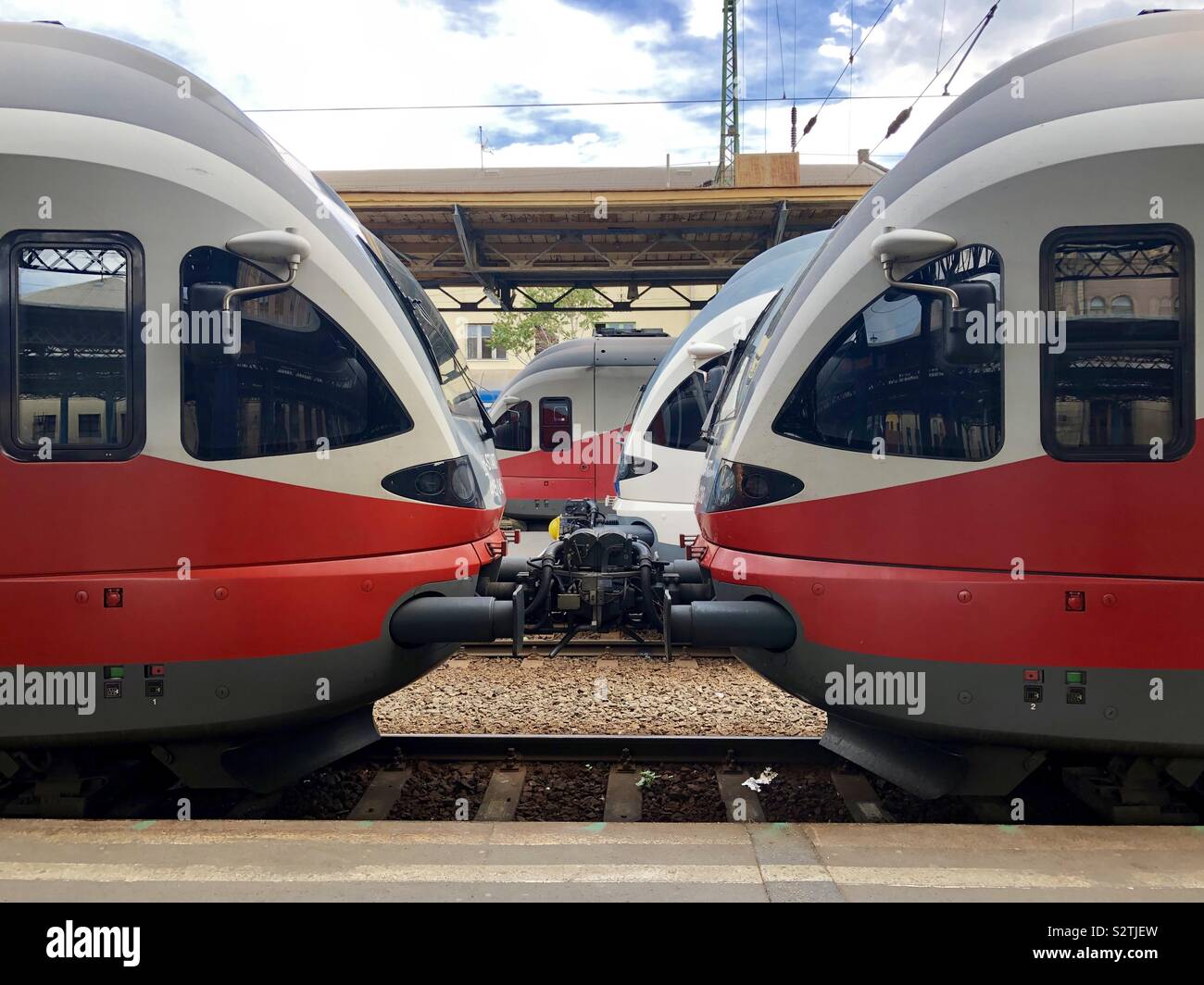 Modern trains hi-res stock photography and images - Alamy
