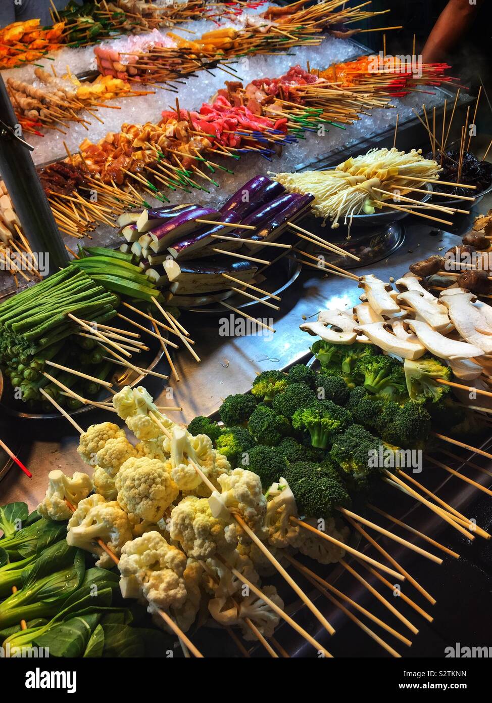 Satay stall hi-res stock photography and images - Alamy