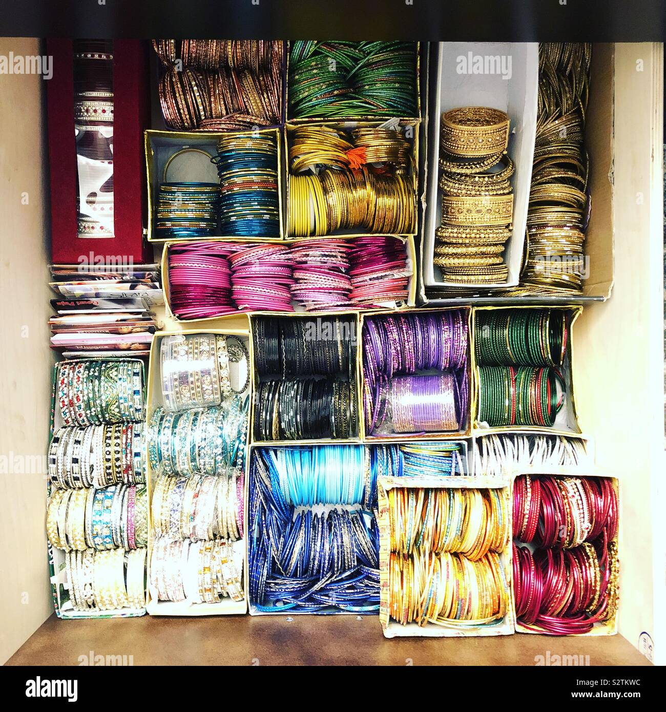 Indian colour hi-res stock photography and images - Alamy