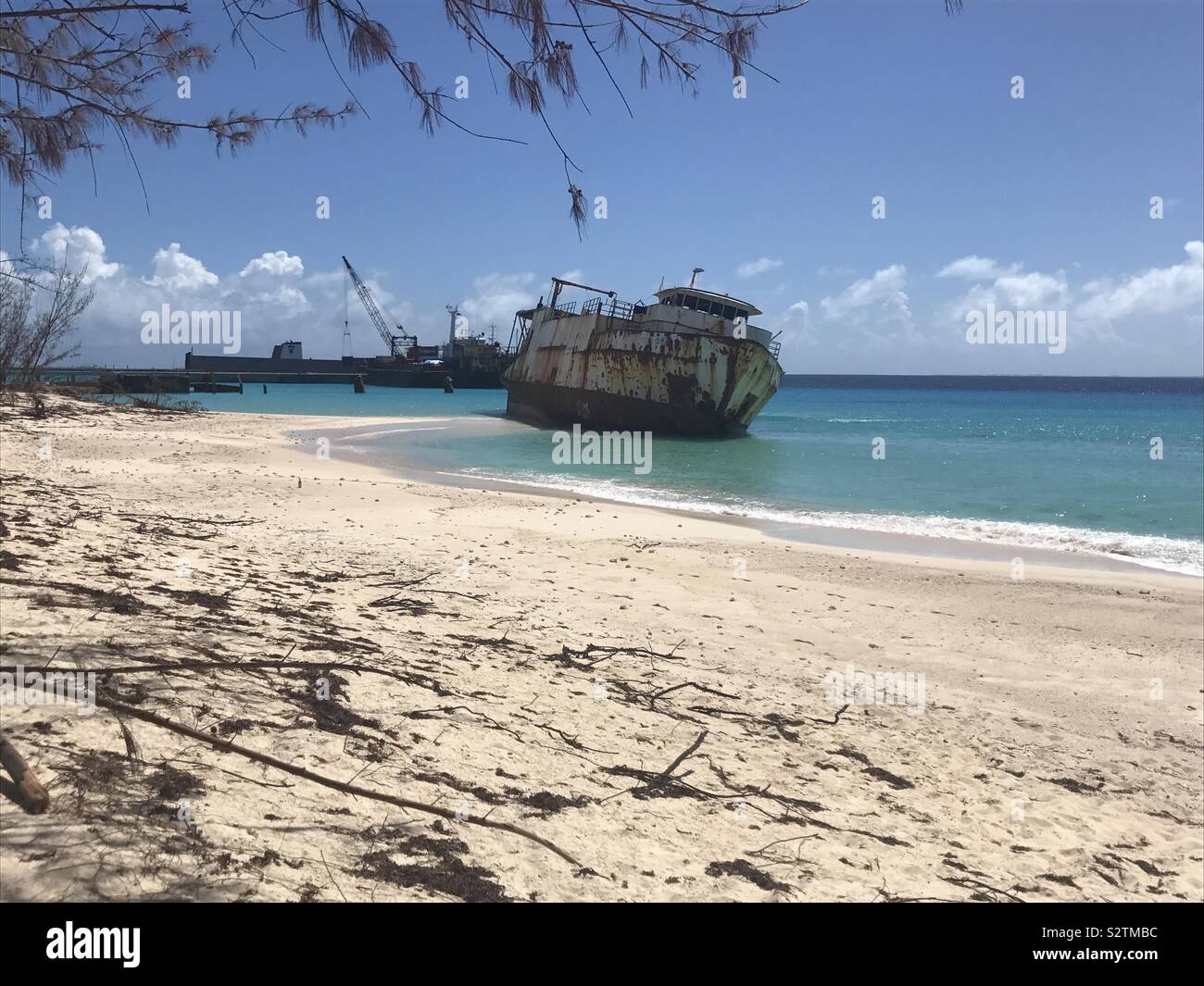 Shipwreck on the beach hi-res stock photography and images - Alamy