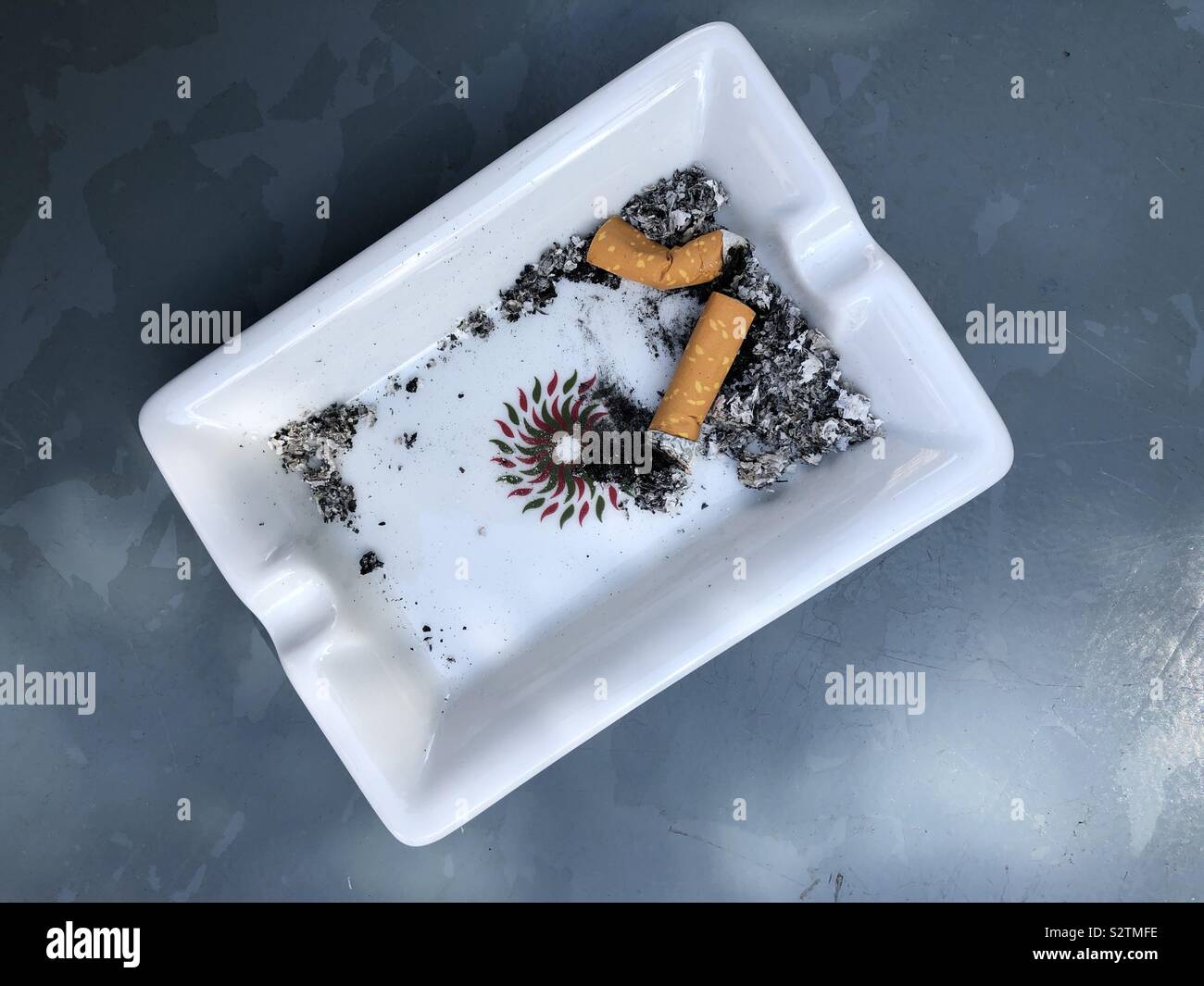Cigarette tray china hi-res stock photography and images - Alamy