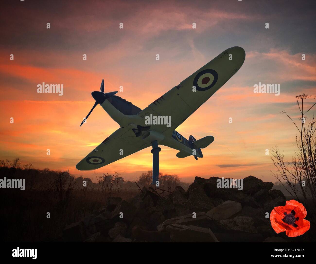 Wartime backdrop hi-res stock photography and images - Alamy