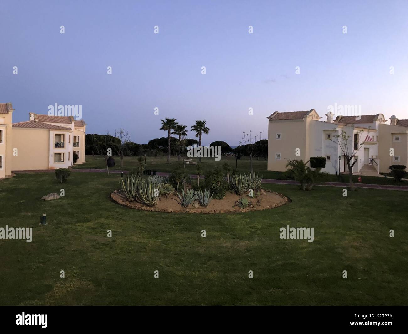 Portugal sun and holiday hi-res stock photography and images - Alamy