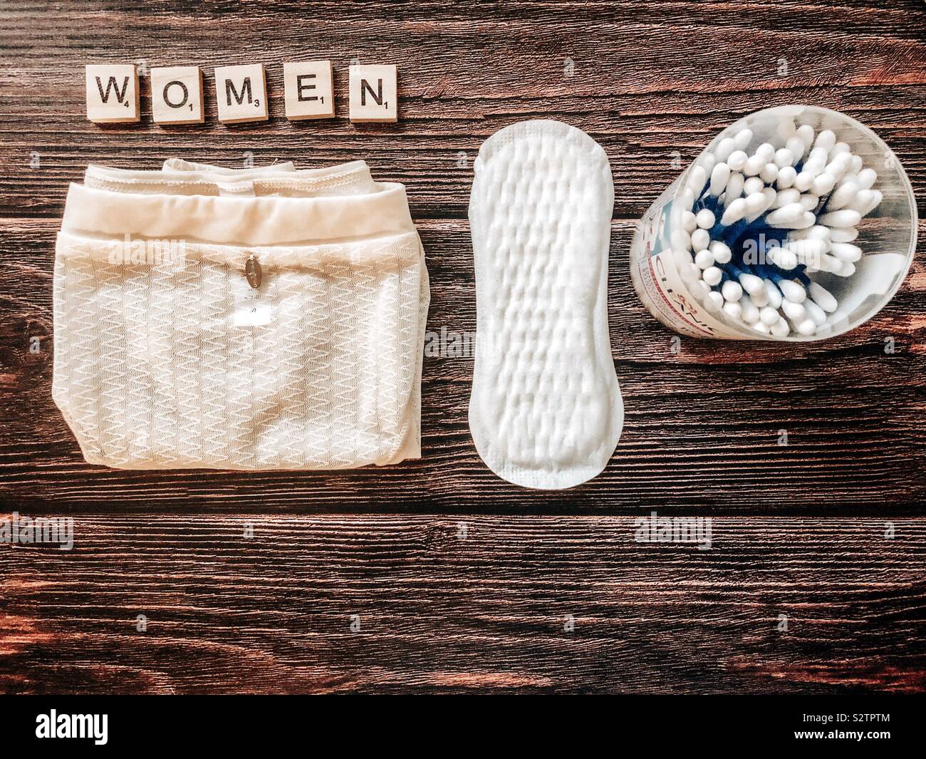 Sanitary pads and tampons hi-res stock photography and images - Alamy