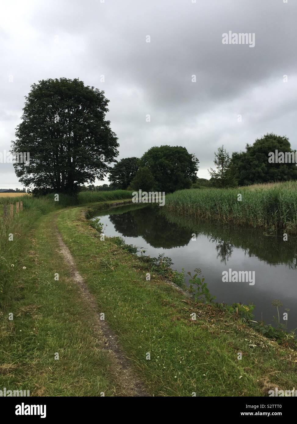 English waterways hi-res stock photography and images - Alamy