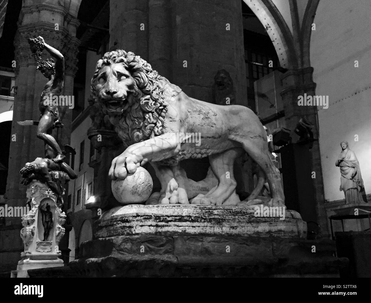 Florence Italy, Medici Lion Stock Photo - Alamy