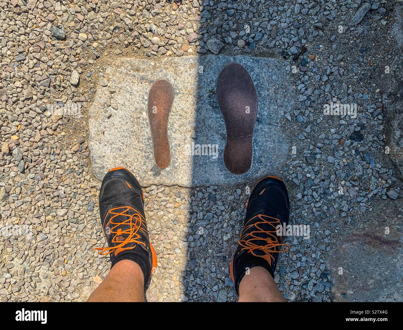 Foot cast hi-res stock photography and images - Alamy