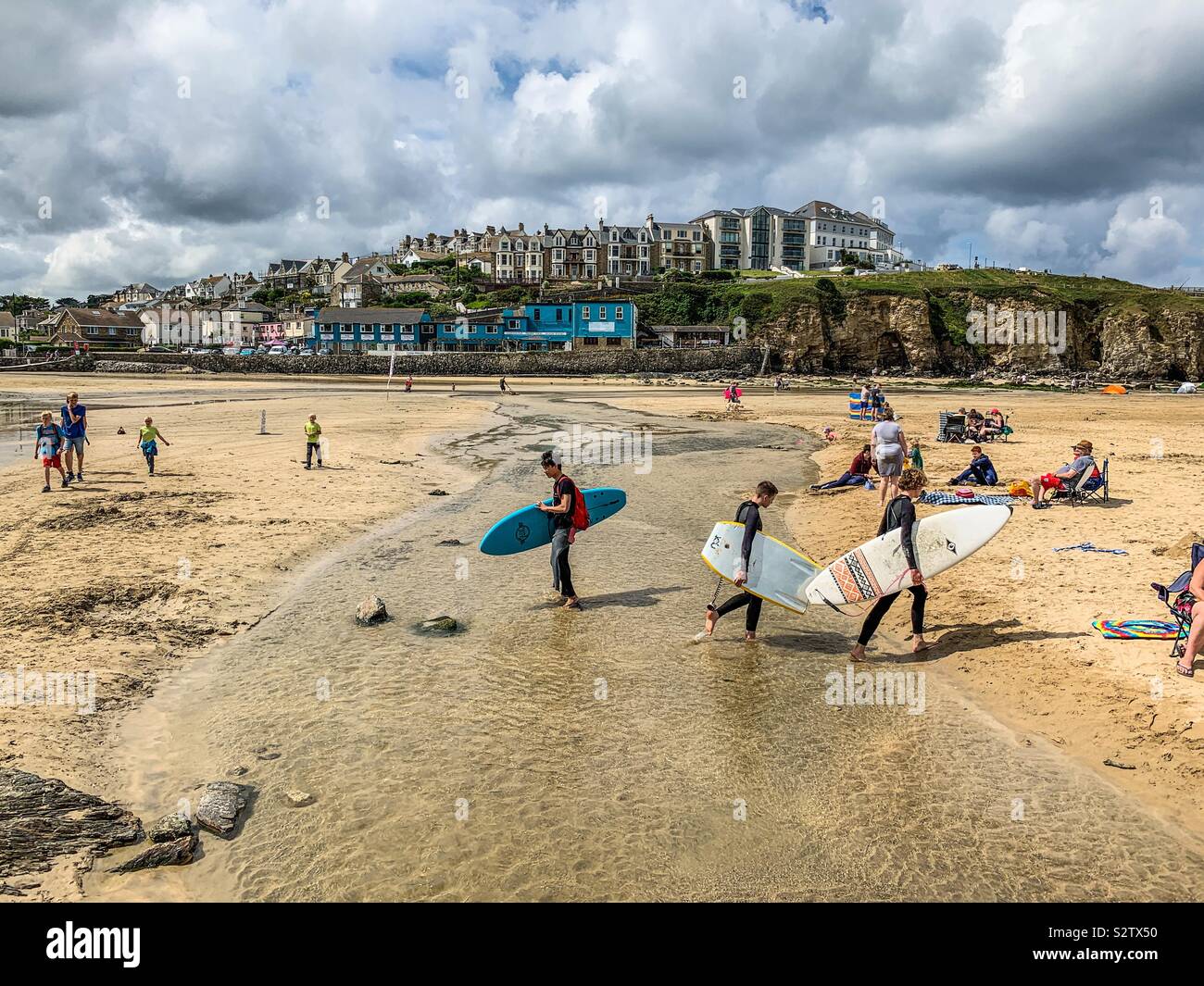 Perranporth beach cornwall hi-res stock photography and images - Alamy