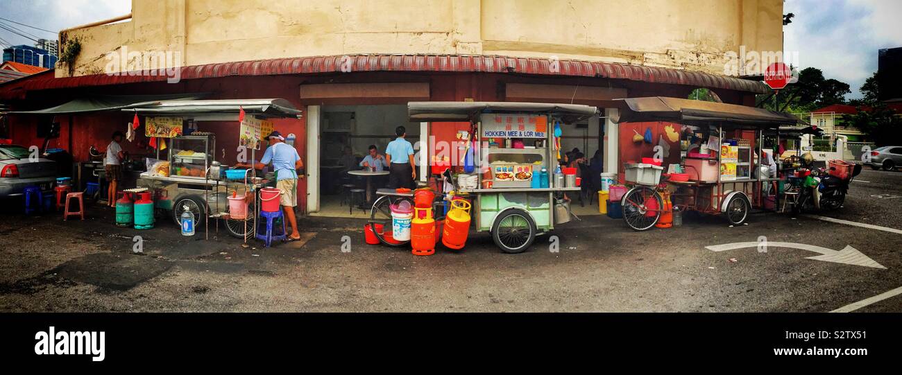 Penang street food stalls hi-res stock photography and images - Alamy
