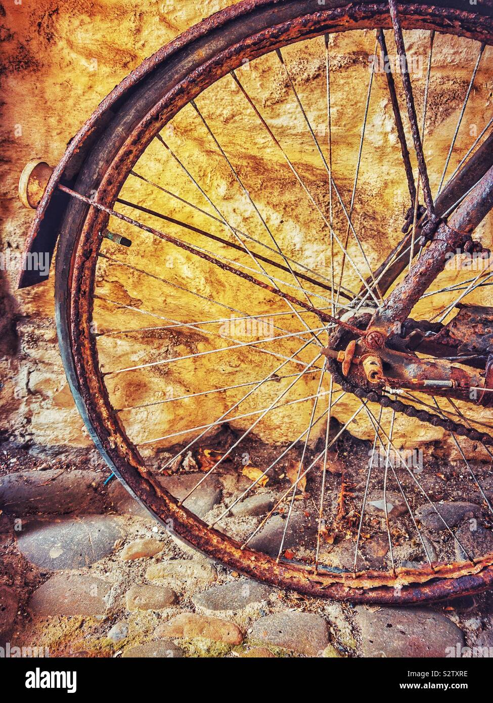 Bicycle bicycles cycle cycles hi-res stock photography and images - Alamy