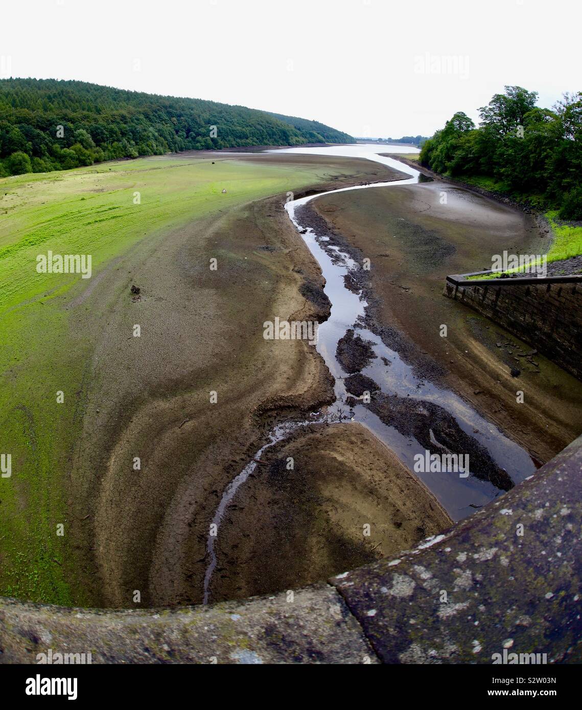 Empty reservior hi-res stock photography and images - Alamy