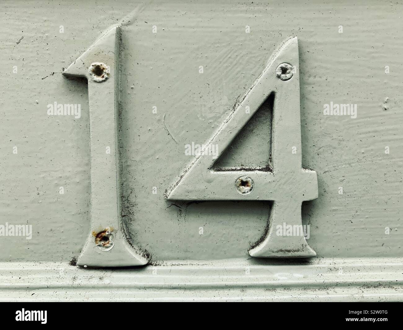 14 door number Stock Photo - Alamy