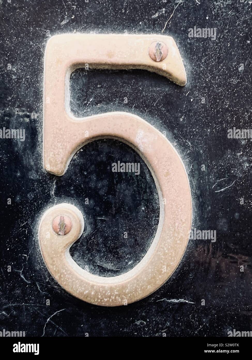 5 door number Stock Photo - Alamy