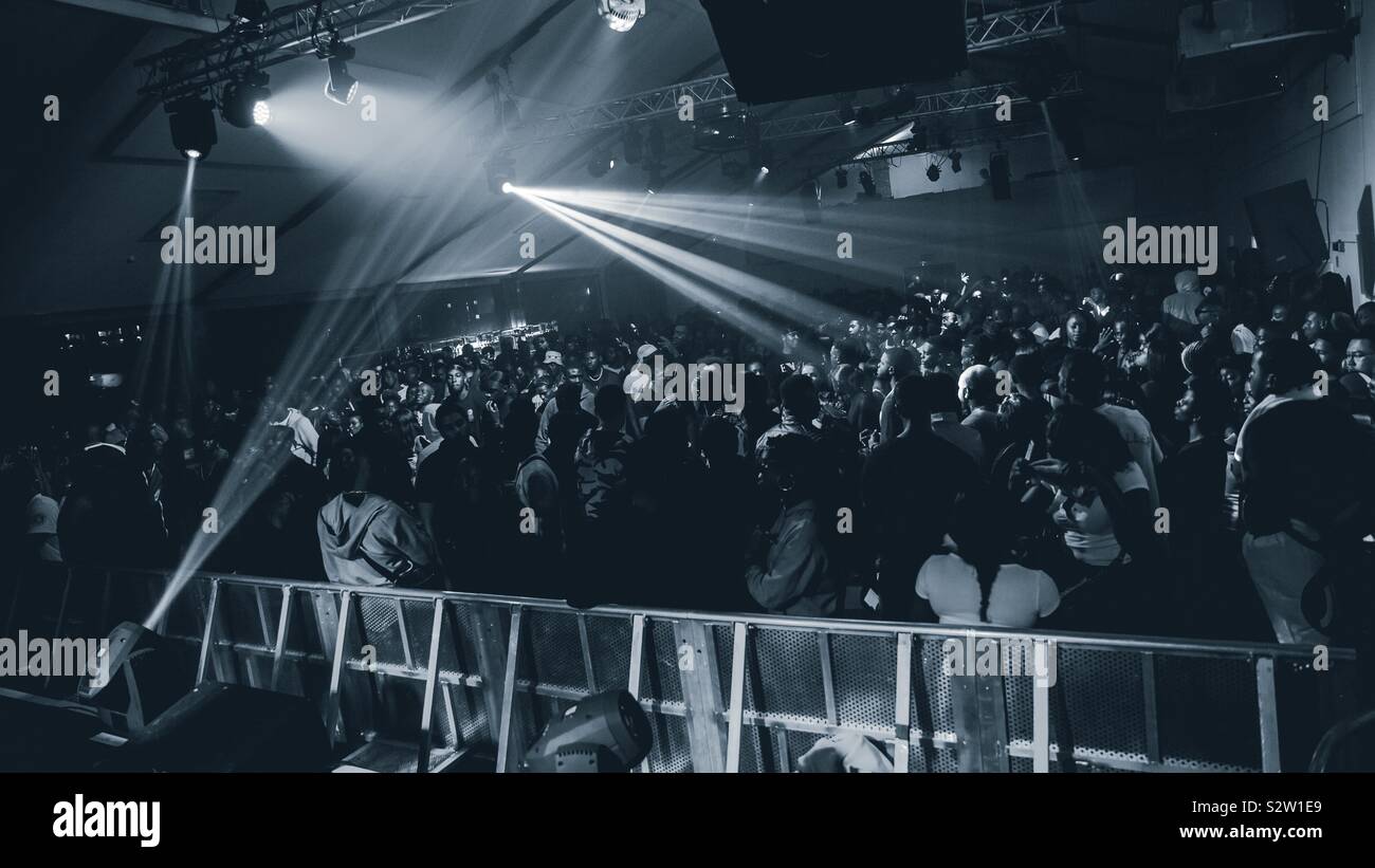 People Masses High Resolution Stock Photography and Images - Alamy