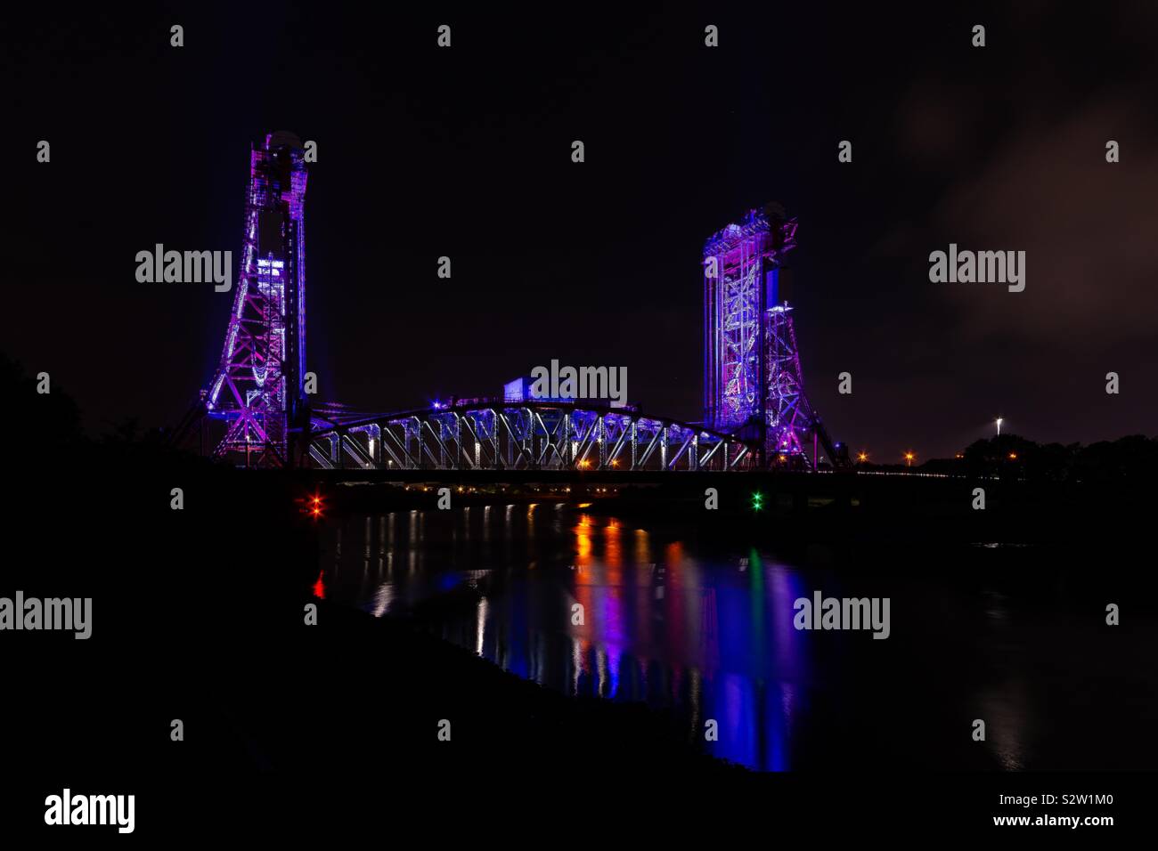 Newport bridge middlesbrough hi-res stock photography and images - Alamy