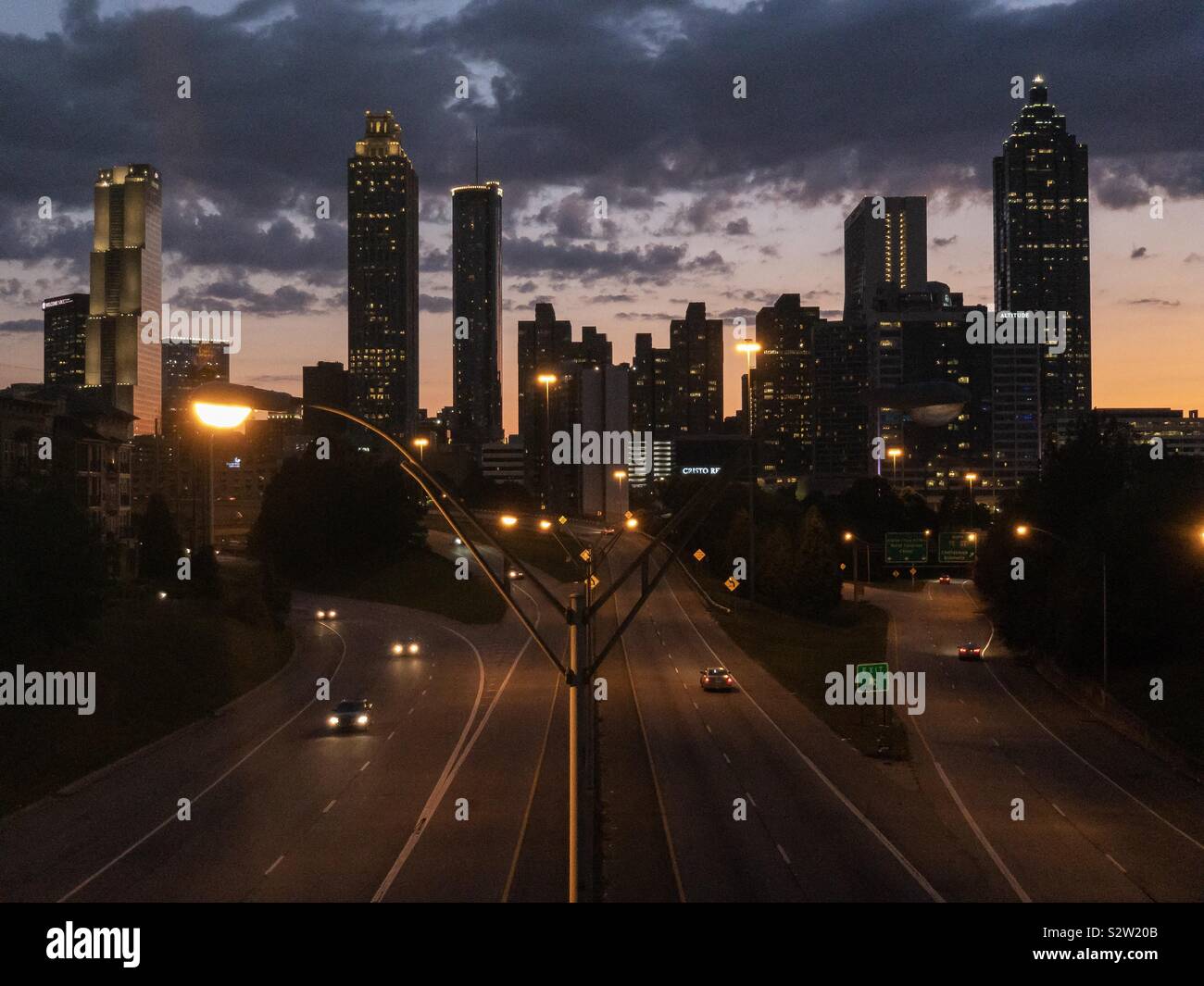 Atlanta skyline sunset Stock Photo - Alamy