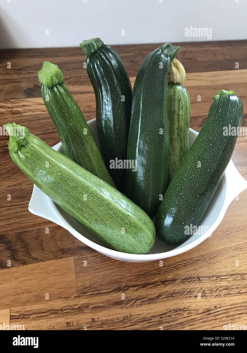 Homegrown courgette hi-res stock photography and images - Alamy