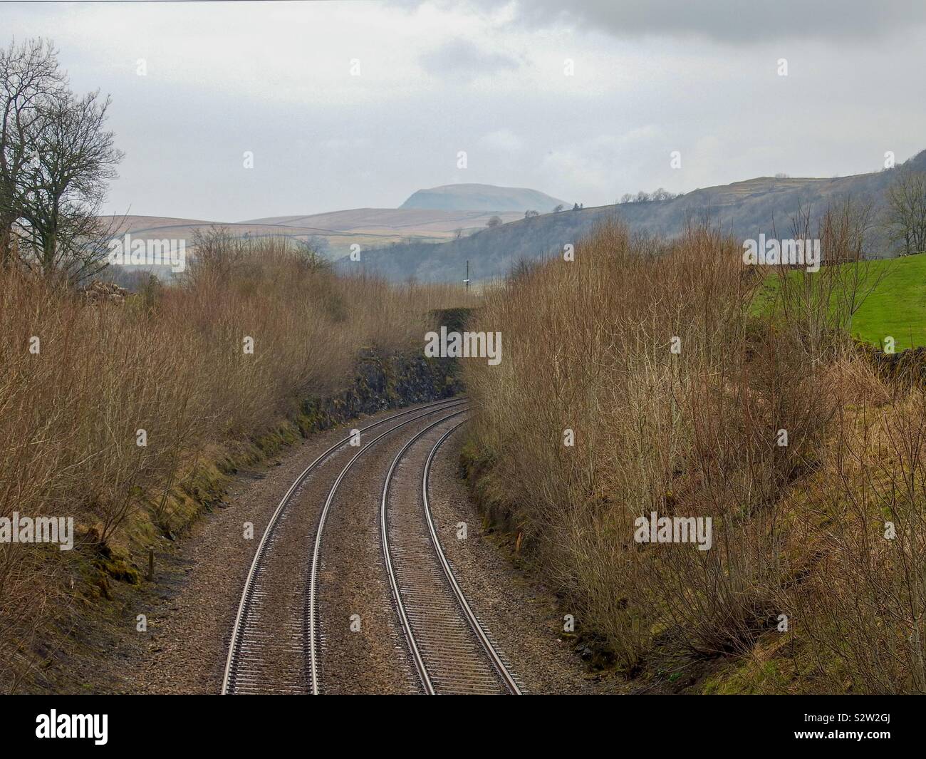 Railway in the Yorkshire dales Stock Photo - Alamy