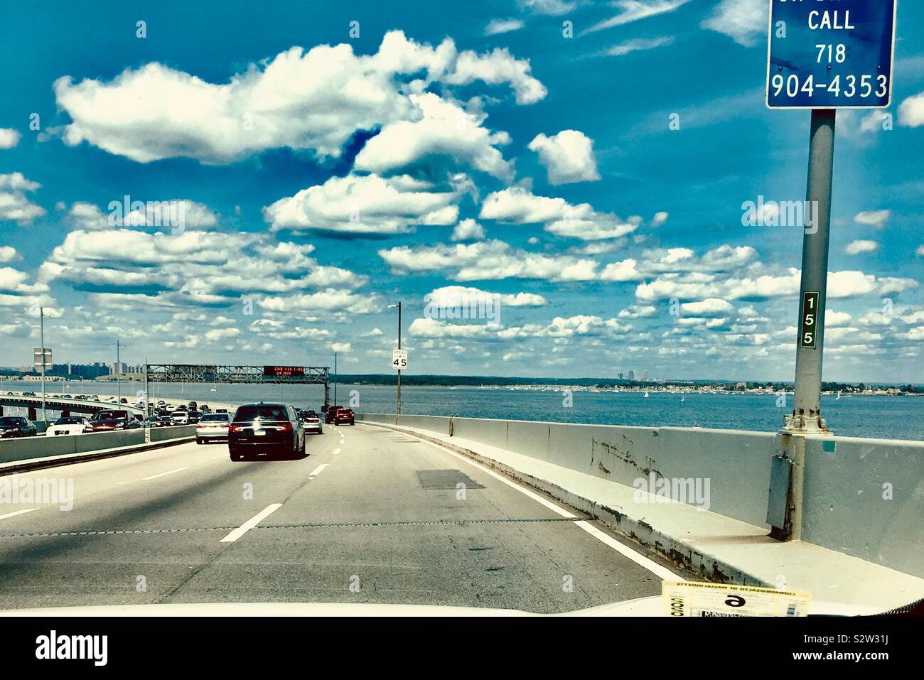 Bronx whitestone bridge hi-res stock photography and images - Alamy