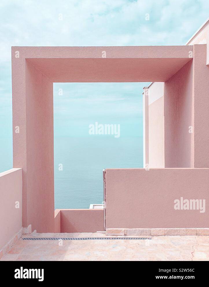 Framing pink hi-res stock photography and images - Alamy