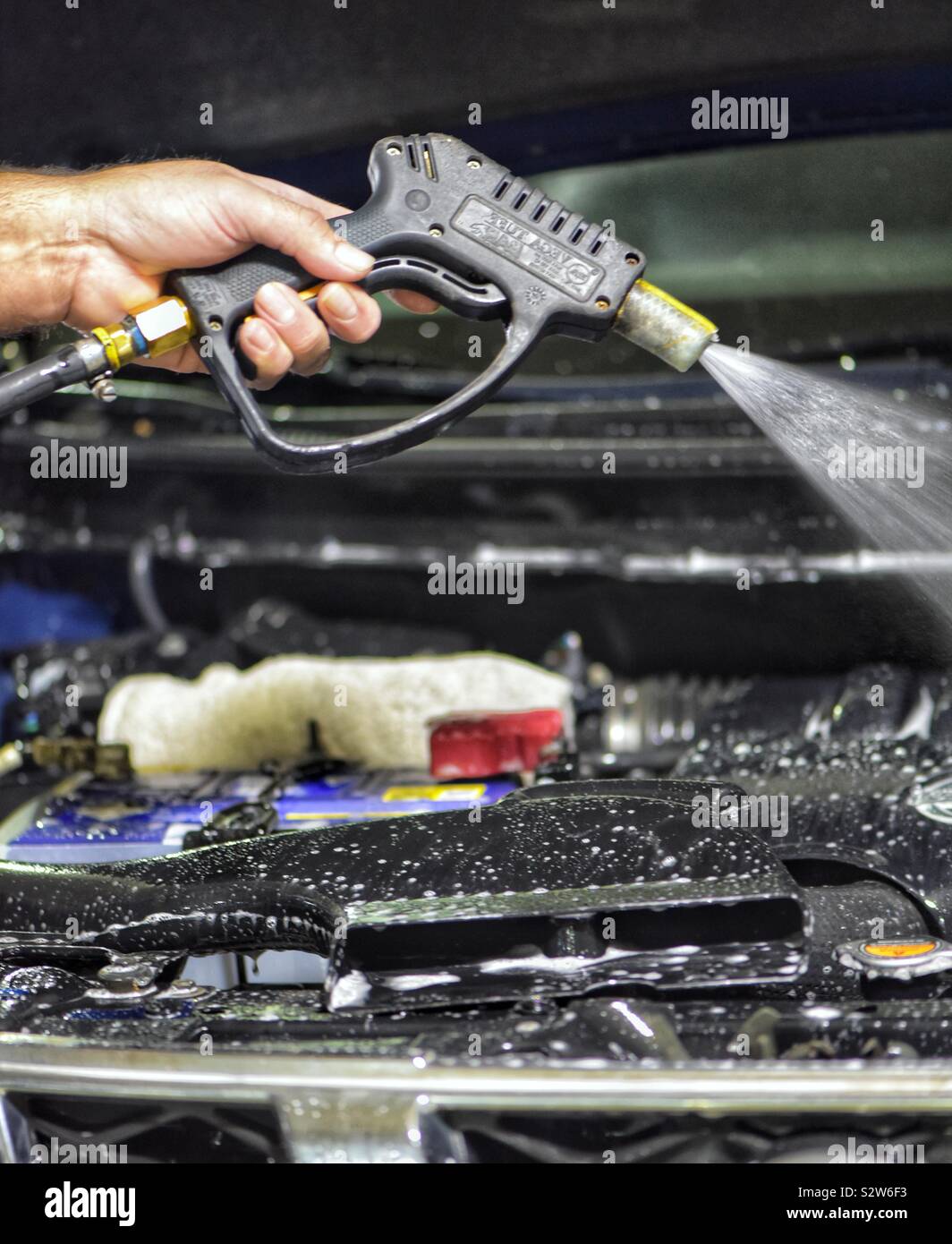 Interior wash hi-res stock photography and images - Alamy