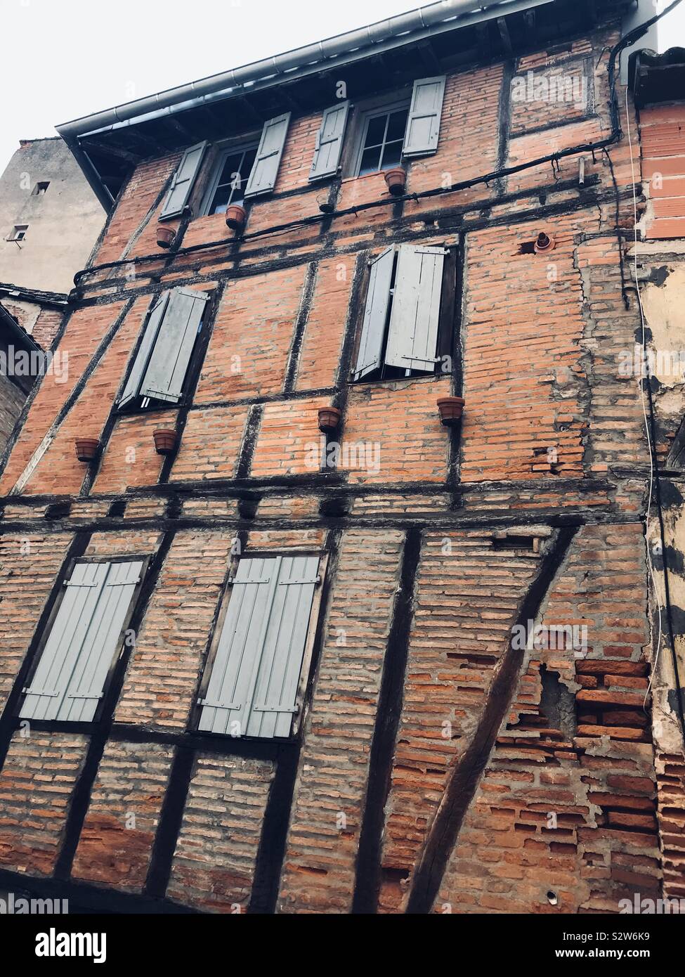 Old fashioned building hi-res stock photography and images - Alamy