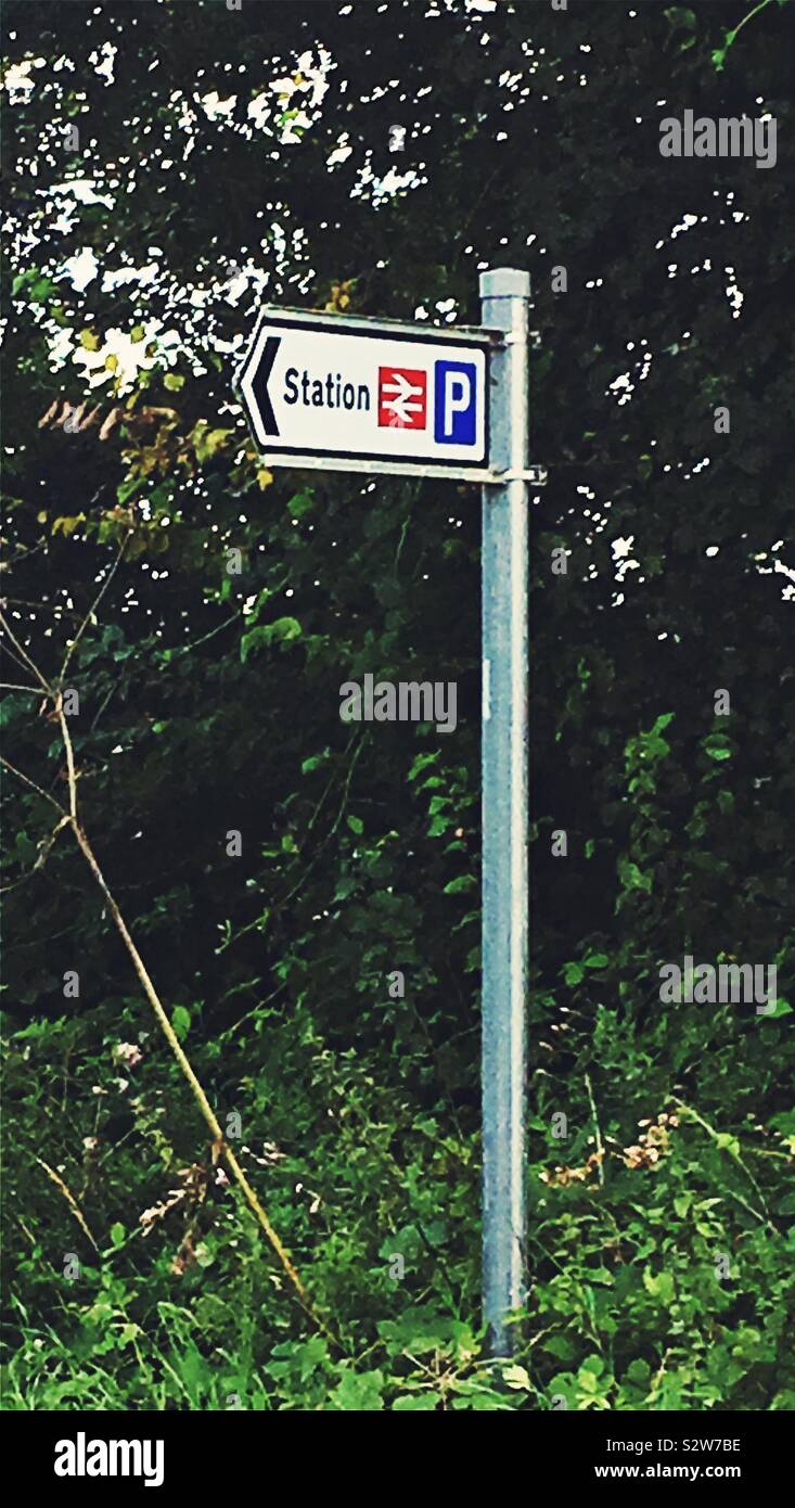 Railway station parking sign hi-res stock photography and images - Alamy