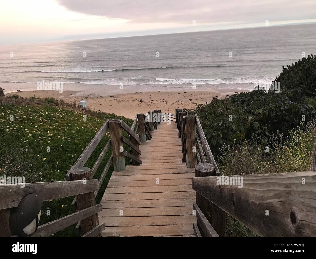 Calm down beach hi-res stock photography and images - Alamy