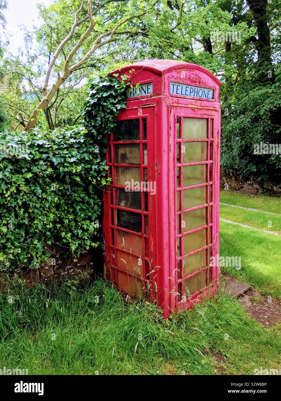 Rural telephone hi-res stock photography and images - Alamy
