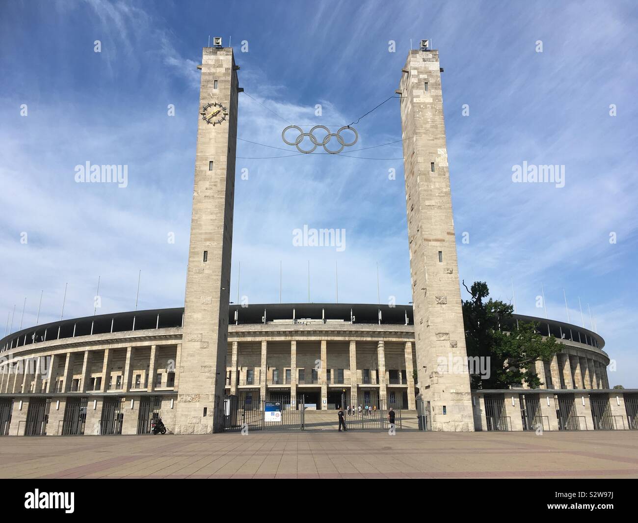 Berlin olympic stadium architecture hi-res stock photography and images ...
