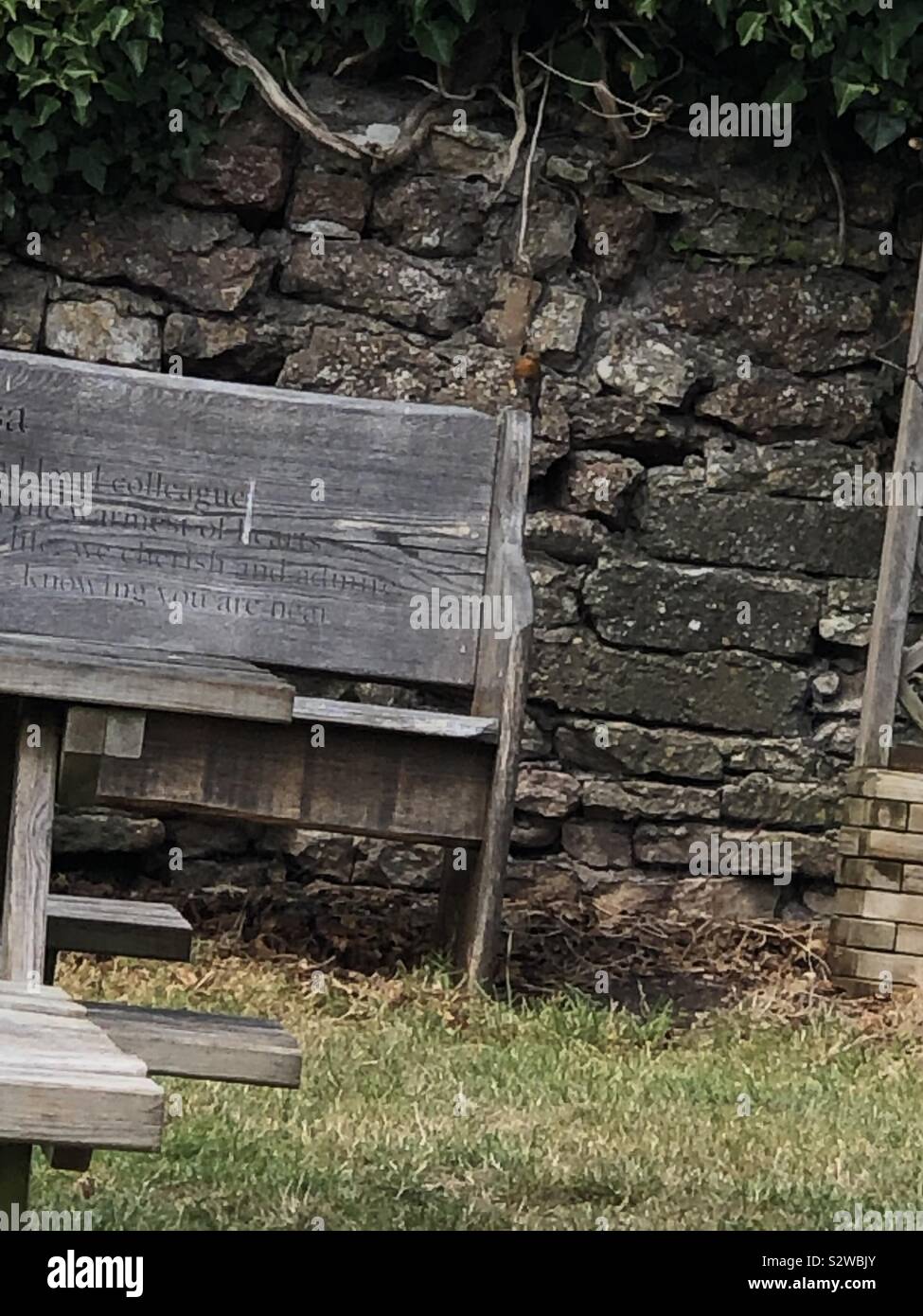 Stone garden bench hi-res stock photography and images - Alamy