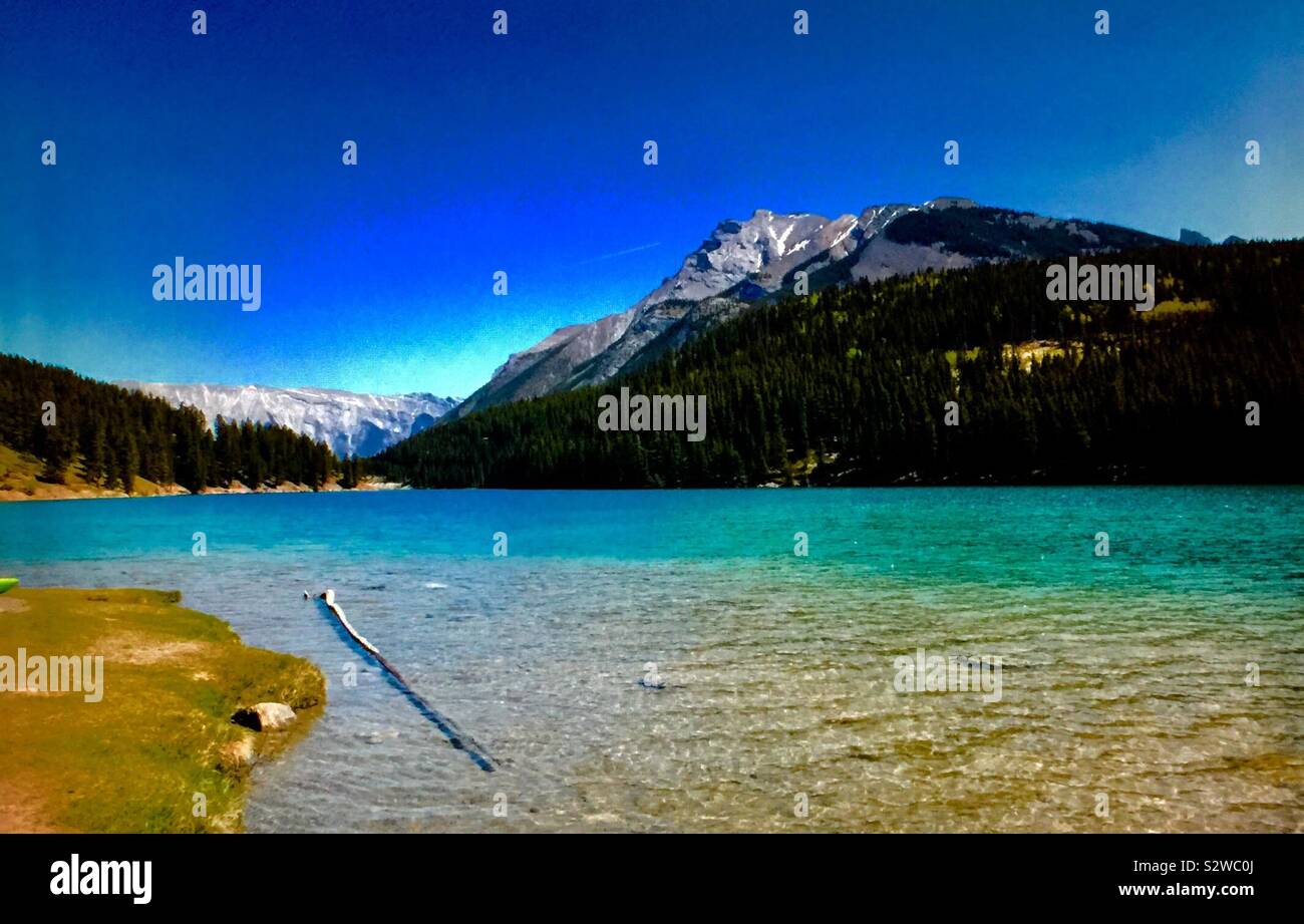 Two Jack Lake, Banff National Park, Alberta, Canada Stock Photo - Alamy