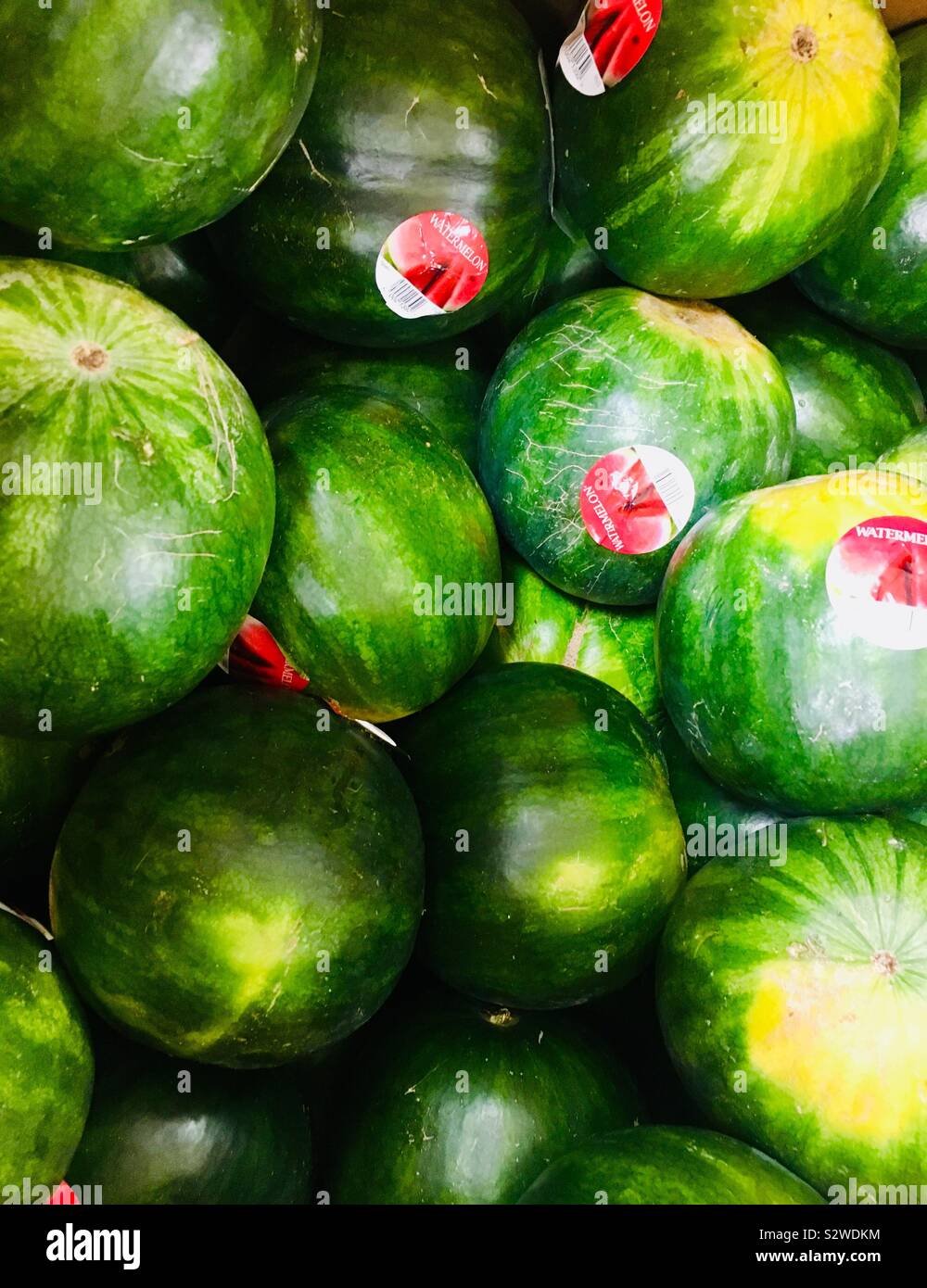 Watermelons grocery store hi-res stock photography and images - Alamy