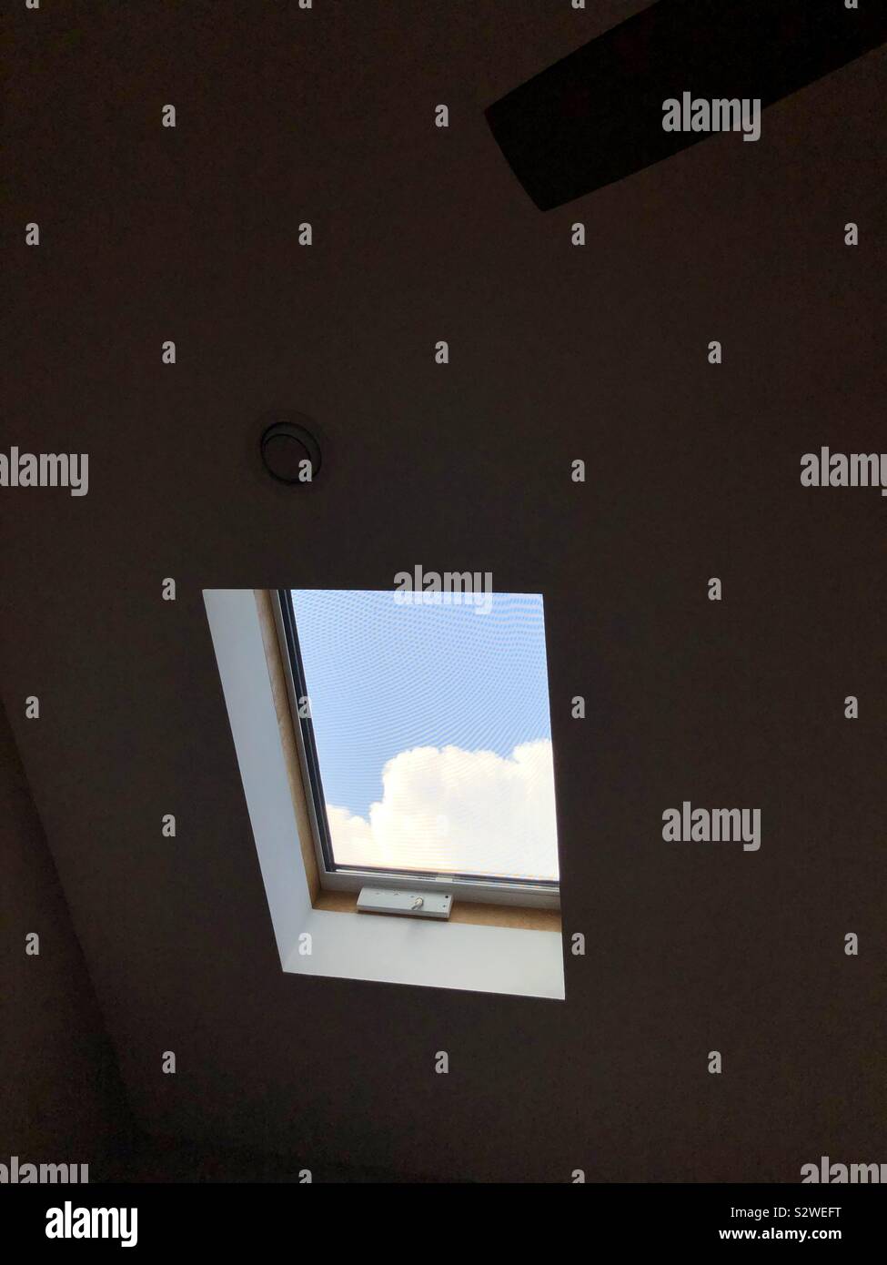 Sky clouds fan hi-res stock photography and images - Alamy