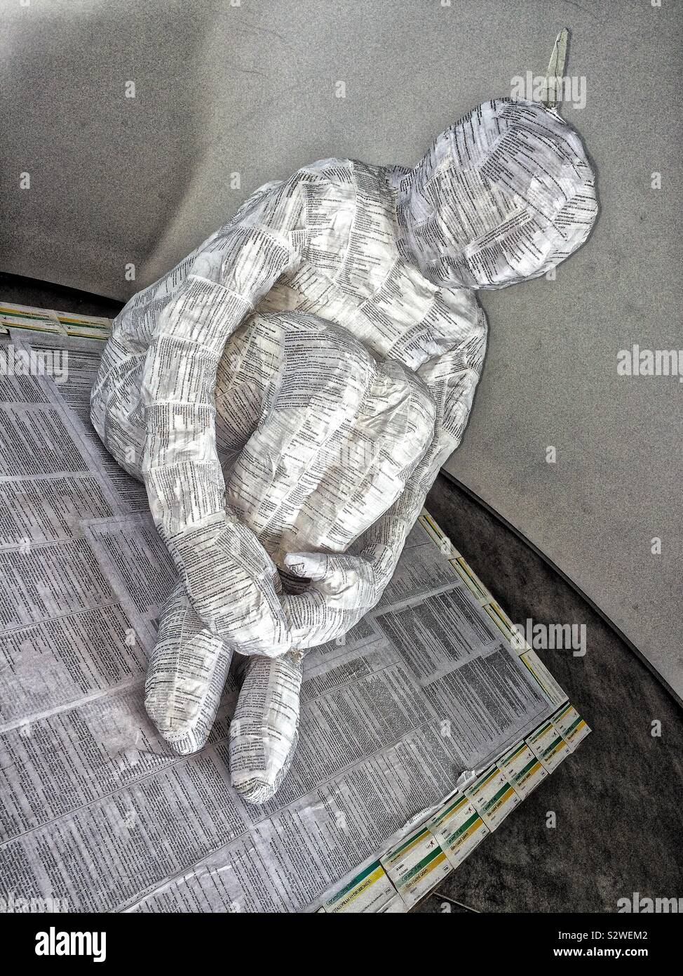 Paper art gallery hi-res stock photography and images - Alamy